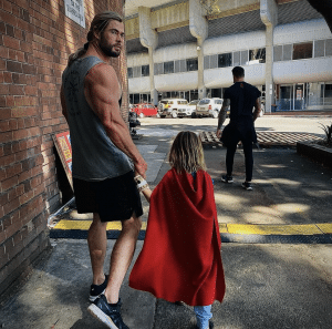 Chris Hemsworth's legs and the neurosis of gym bros | The Book of Man Chris Hemsworth's legs and the neurosis of gym bros | The Book of Man